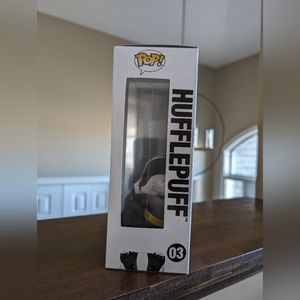 Funko | Toys | Funko Hufflepuff Art Cover Harry Potter New Exclusive ...